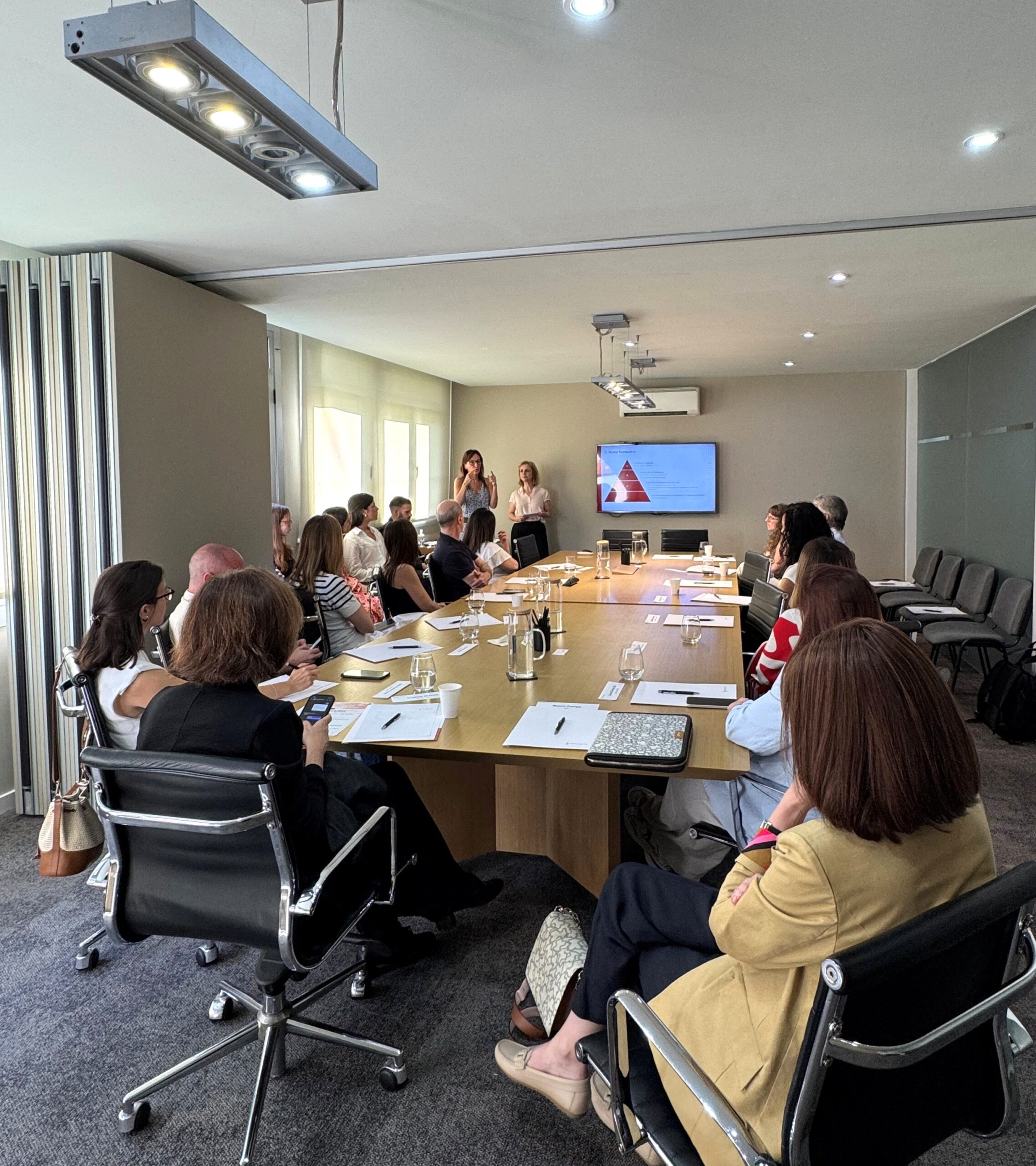 BROSETA difunde su expertise en materia laboral y penal en el marco del acoso empresarial - Broseta